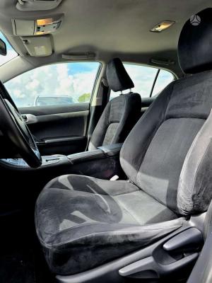 Pelēks Lexus CT 200h 2013 Tauragė, ar dzinēja tilpumu 1.80 L un nobraukumu 178 tūkst. km par 7900 €, foto 19 vietnē AUTOMOTO.COM.LV