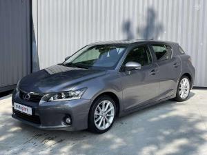 Grey Lexus CT 200h 2013 in Vilnius, with an engine capacity of 1.80 L and mileage of 42 thousand km for 10999 €, photo  on AUTOMOTO.COM.LV