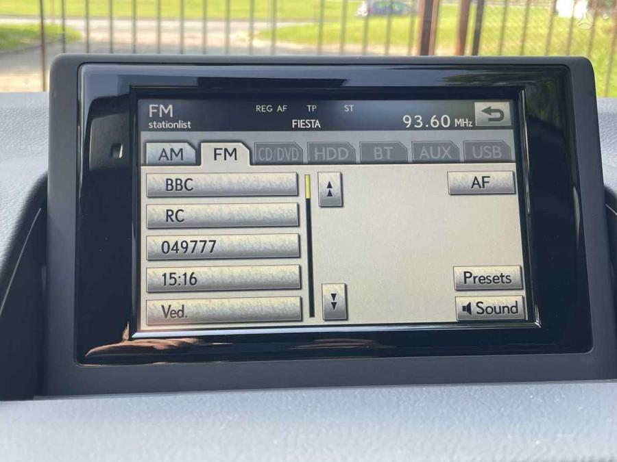 Pelēks Lexus CT 200h 2013 Viļņa, ar dzinēja tilpumu 1.80 L un nobraukumu 42 tūkst. km par 10999 €, foto 14 vietnē AUTOMOTO.COM.LV