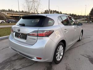 Pelēks Lexus CT 200h 2014 Viļņa, ar dzinēja tilpumu 1.80 L un nobraukumu 211 tūkst. km par 8950 €, foto 5 vietnē AUTOMOTO.COM.LV