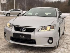 Pelēks Lexus CT 200h 2014 Viļņa, ar dzinēja tilpumu 1.80 L un nobraukumu 211 tūkst. km par 8200 €, foto 2 vietnē AUTOMOTO.COM.LV