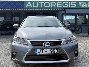 Grey Lexus CT 200h 2015 in Kretinga, with an engine capacity of 1.80 L and mileage of 108 thousand km for 12499 €, photo 3 on AUTOMOTO.COM.LV