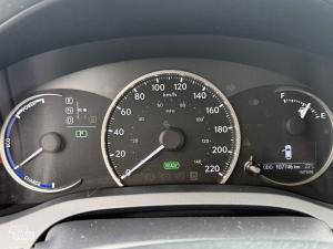 Grey Lexus CT 200h 2015 in Kretinga, with an engine capacity of 1.80 L and mileage of 108 thousand km for 12499 €, photo 21 on AUTOMOTO.COM.LV