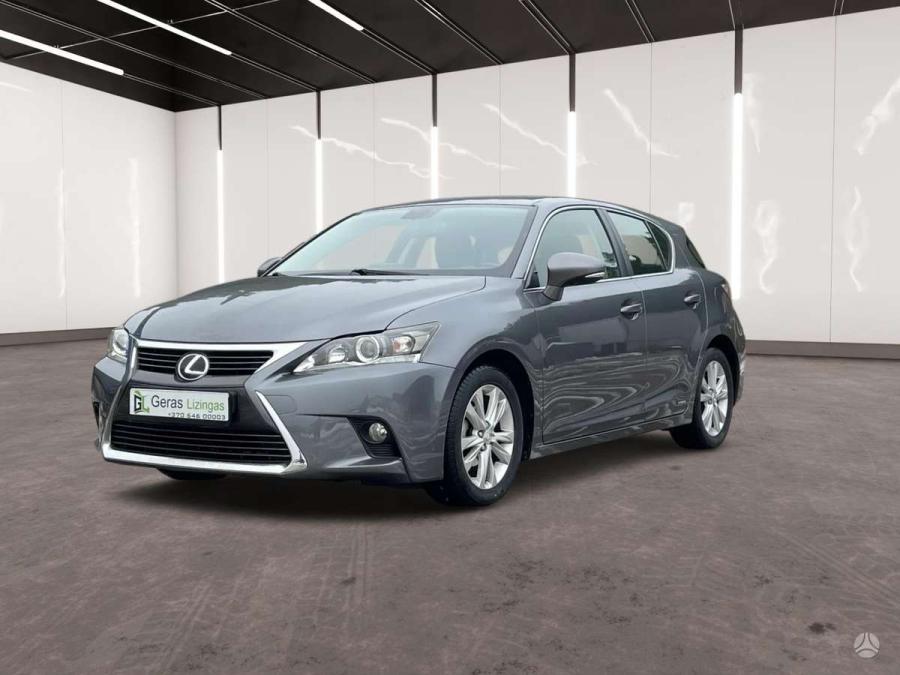 Grey Lexus CT 200h 2016 in Vilnius, with an engine capacity of 1.80 L and mileage of 224 thousand km for 10750 €, photo 3 on AUTOMOTO.COM.LV