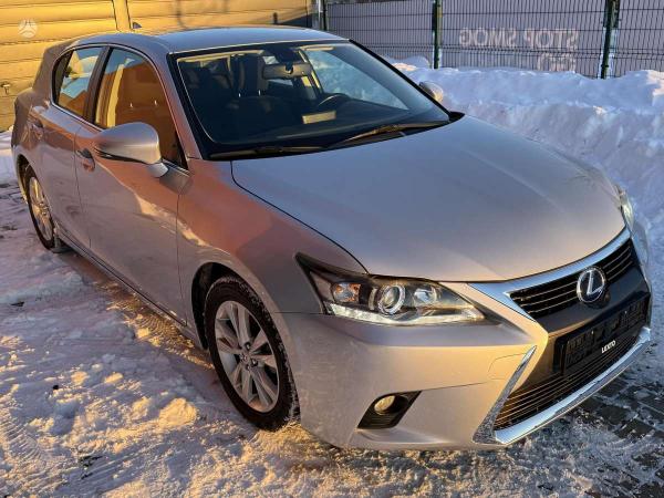 Pelēks Lexus CT 200h 2016 Panevēža, ar dzinēja tilpumu 1.80 L un nobraukumu 96 tūkst. km par 12400 €, foto 5 vietnē AUTOMOTO.COM.LV