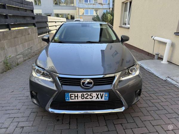 Pelēks Lexus CT 200h 2016 Viļņa, ar dzinēja tilpumu 1.80 L un nobraukumu 272 tūkst. km par 10600 €, foto 6 vietnē AUTOMOTO.COM.LV