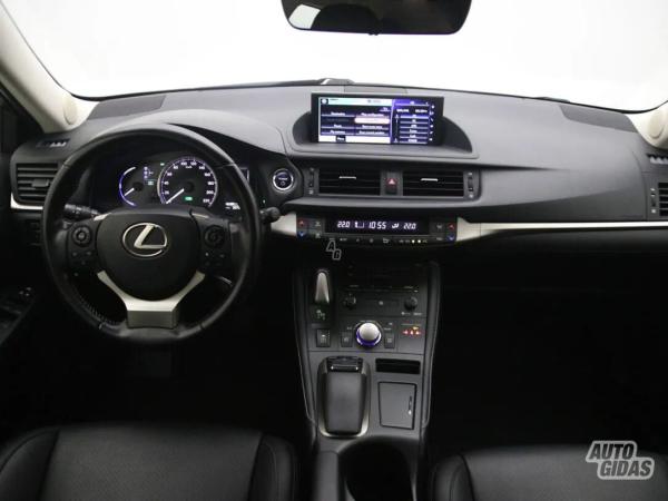 Grey Lexus CT 200h 2018 in Vilnius, with an engine capacity of 1.80 L and mileage of 207 thousand km for 14999 €, photo 2 on AUTOMOTO.COM.LV