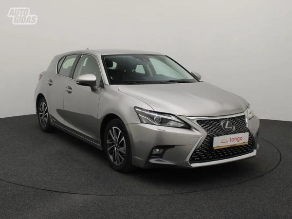 Grey Lexus CT 200h 2018 in Vilnius, with an engine capacity of 1.80 L and mileage of 207 thousand km for 14999 €, photo 10 on AUTOMOTO.COM.LV