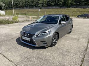 Grey Lexus CT 200h 2018 in Vilnius, with an engine capacity of 1.80 L and mileage of 66 thousand km for 16900 €, photo  on AUTOMOTO.COM.LV