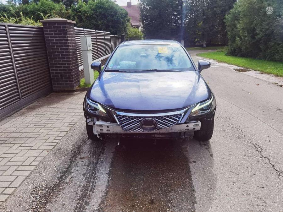 Pelēks Lexus CT 200h 2018 Kauņa, ar dzinēja tilpumu 1.80 L un nobraukumu 100 tūkst. km par 8300 €, foto 4 vietnē AUTOMOTO.COM.LV