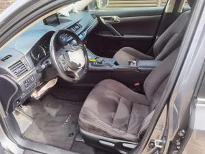 Pelēks Lexus CT 200h 2018 Kauņa, ar dzinēja tilpumu 1.80 L un nobraukumu 100 tūkst. km par 8300 €, foto 13 vietnē AUTOMOTO.COM.LV