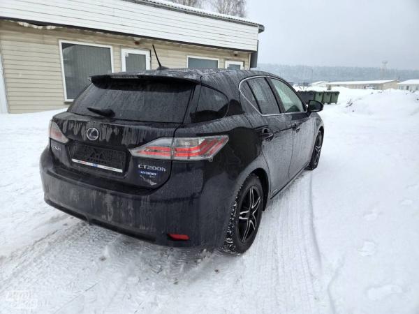Lexus CT 200h 2011 in Vilnius, with an engine capacity of 1.80 L and mileage of 218 thousand km for 8500 €, photo 6 on AUTOMOTO.COM.LV