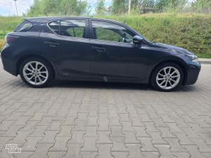 Lexus CT 200h 2011 Viļņa, ar dzinēja tilpumu 1.80 L un nobraukumu 212 tūkst. km par 8800 €, foto 5 vietnē AUTOMOTO.COM.LV