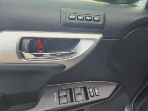 Lexus CT 200h 2011 Viļņa, ar dzinēja tilpumu 1.80 L un nobraukumu 212 tūkst. km par 8800 €, foto 22 vietnē AUTOMOTO.COM.LV