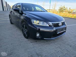Лексус CT 200h 2011 в Вильнюс, объемом двигателя 1.80 л и пробегом 218 тыс. км за 8800 €, фото 4 на AUTOMOTO.COM.LV