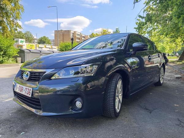 Lexus CT 200h 2011 Viļņa, ar dzinēja tilpumu 1.80 L un nobraukumu 100 tūkst. km par 8500 €, foto 1 vietnē AUTOMOTO.COM.LV