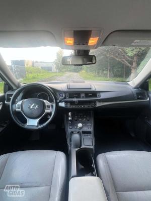 Lexus CT 200h 2011 Gargždai, ar dzinēja tilpumu 1.80 L un nobraukumu 174 tūkst. km par 7500 €, foto 19 vietnē AUTOMOTO.COM.LV