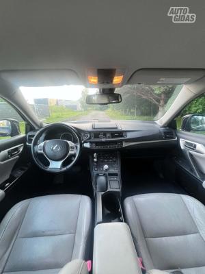 Lexus CT 200h 2011 Gargždai, ar dzinēja tilpumu 1.80 L un nobraukumu 174 tūkst. km par 7500 €, foto 4 vietnē AUTOMOTO.COM.LV
