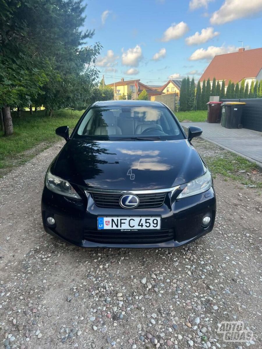 Lexus CT 200h 2011 Gargždai, ar dzinēja tilpumu 1.80 L un nobraukumu 174 tūkst. km par 7500 €, foto 10 vietnē AUTOMOTO.COM.LV