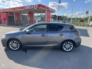 Lexus CT 200h 2012 in Vilnius, with an engine capacity of 1.80 L and mileage of 241 thousand km for 8200 €, photo 9 on AUTOMOTO.COM.LV