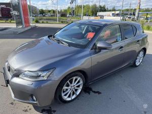 Lexus CT 200h 2012 in Vilnius, with an engine capacity of 1.80 L and mileage of 241 thousand km for 8200 €, photo 10 on AUTOMOTO.COM.LV