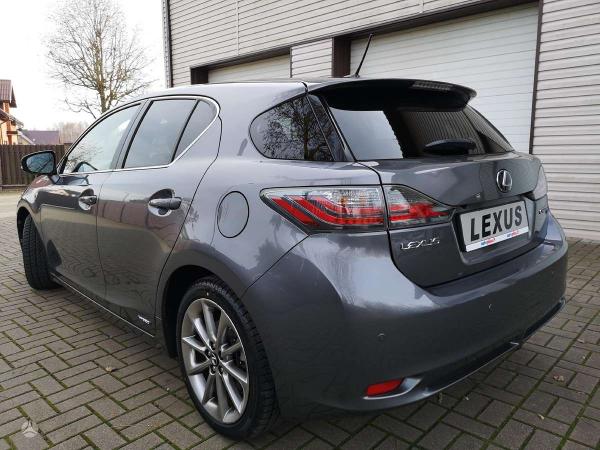 Lexus CT 200h 2013 Viļņa, ar dzinēja tilpumu 1.80 L un nobraukumu 155 tūkst. km par 10700 €, foto 4 vietnē AUTOMOTO.COM.LV