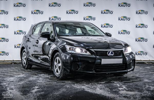 Lexus CT 200h 2013 in Kaunas, with an engine capacity of 1.80 L and mileage of 312 thousand km for 8990 €, photo 2 on AUTOMOTO.COM.LV