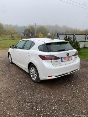 Лексус CT 200h 2013 в Каунас, объемом двигателя 1.80 л и пробегом 390 тыс. км за 6600 €, фото 3 на AUTOMOTO.COM.LV
