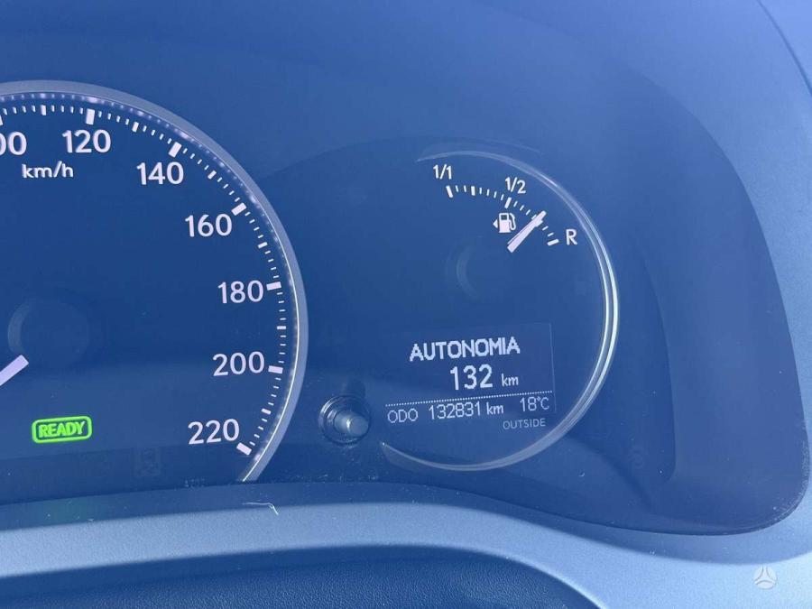 Лексус CT 200h 2014 в Вильнюс, объемом двигателя 1.80 л и пробегом 132 тыс. км за 11999 €, фото 21 на AUTOMOTO.COM.LV