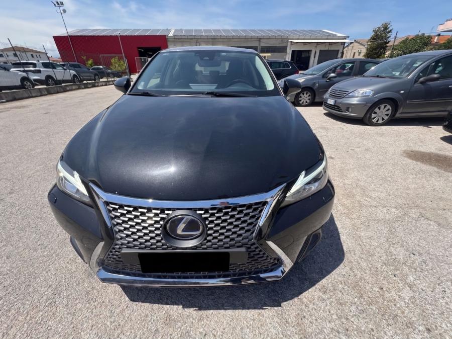 Lexus CT 200h 2018 Kauņa, ar dzinēja tilpumu 1.80 L un nobraukumu 161 tūkst. km par 16300 €, foto 5 vietnē AUTOMOTO.COM.LV