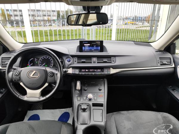 Лексус CT 200h 2018 в Клайпеда, объемом двигателя 1.80 л и пробегом 135 тыс. км за 16500 €, фото 5 на AUTOMOTO.COM.LV