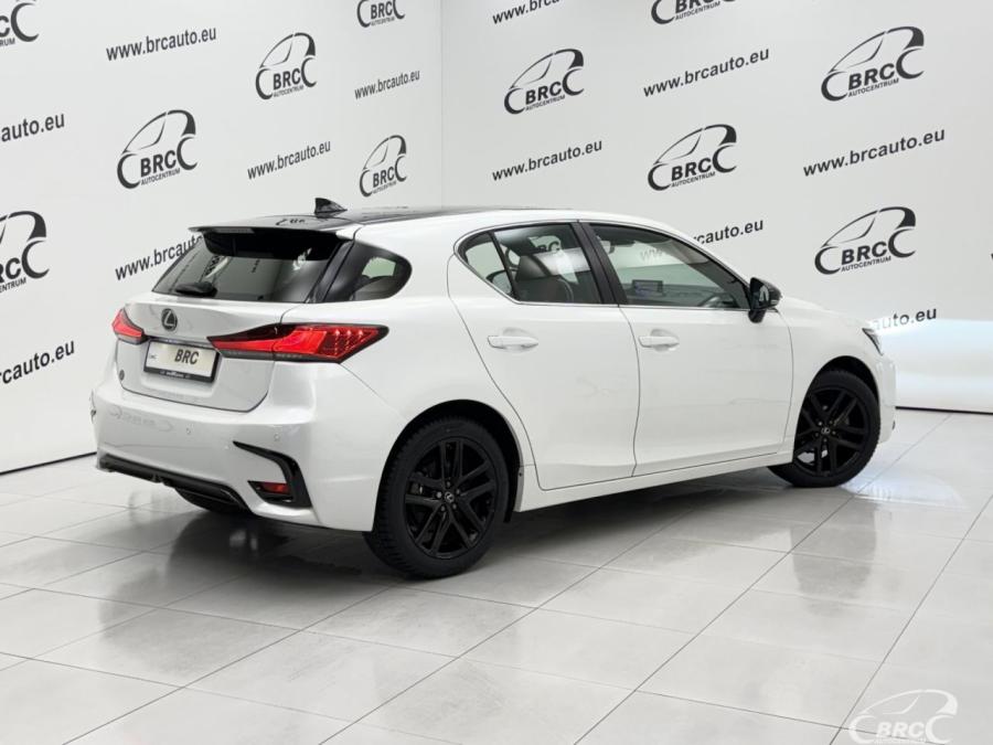 Lexus CT 200h 2020 in Vilnius, with an engine capacity of 1.80 L and mileage of 30 thousand km for 17900 €, photo 3 on AUTOMOTO.COM.LV