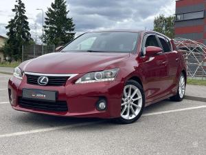 Red Lexus CT 200h 2012 in Vilnius, with an engine capacity of 1.80 L and mileage of 281 thousand km for 7600 €, photo 4 on AUTOMOTO.COM.LV