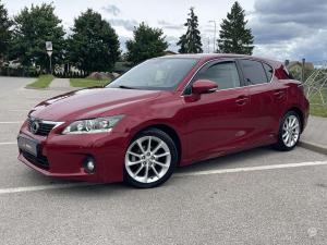 Red Lexus CT 200h 2012 in Vilnius, with an engine capacity of 1.80 L and mileage of 281 thousand km for 7600 €, photo 5 on AUTOMOTO.COM.LV