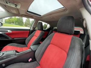 Red Lexus CT 200h 2012 in Vilnius, with an engine capacity of 1.80 L and mileage of 281 thousand km for 7600 €, photo 25 on AUTOMOTO.COM.LV