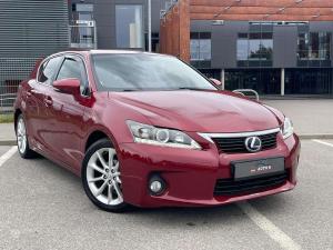 Red Lexus CT 200h 2012 in Vilnius, with an engine capacity of 1.80 L and mileage of 282 thousand km for 7950 €, photo 11 on AUTOMOTO.COM.LV