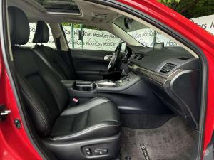 Sarkans Lexus CT 200h 2015 Viļņa, ar dzinēja tilpumu 1.80 L un nobraukumu 174 tūkst. km par 11999 €, foto 13 vietnē AUTOMOTO.COM.LV