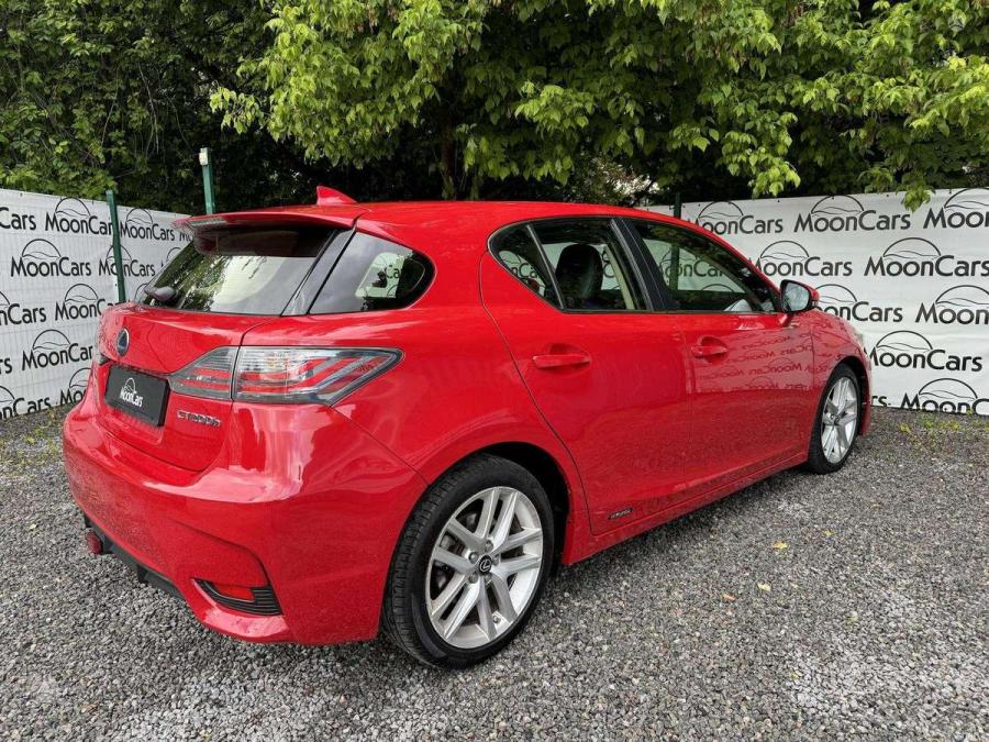 Sarkans Lexus CT 200h 2015 Viļņa, ar dzinēja tilpumu 1.80 L un nobraukumu 174 tūkst. km par 11999 €, foto 9 vietnē AUTOMOTO.COM.LV