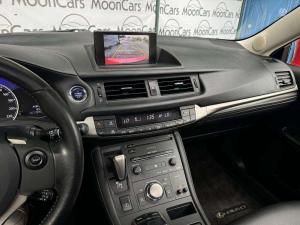 Sarkans Lexus CT 200h 2015 Viļņa, ar dzinēja tilpumu 1.80 L un nobraukumu 174 tūkst. km par 11999 €, foto 19 vietnē AUTOMOTO.COM.LV