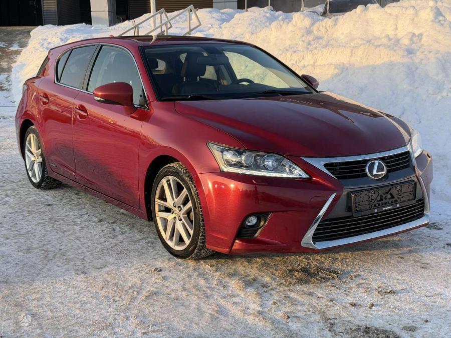 Sarkans Lexus CT 200h 2017 Viļņa, ar dzinēja tilpumu 1.80 L un nobraukumu 107 tūkst. km par 15999 €, foto 7 vietnē AUTOMOTO.COM.LV