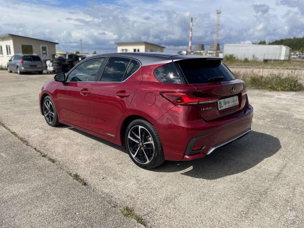 Sarkans Lexus CT 200h 2018 Viļņa, ar dzinēja tilpumu 1.80 L un nobraukumu 141 tūkst. km par 17500 €, foto 7 vietnē AUTOMOTO.COM.LV