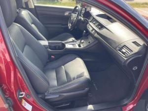Sarkans Lexus CT 200h 2018 Viļņa, ar dzinēja tilpumu 1.80 L un nobraukumu 141 tūkst. km par 17500 €, foto 11 vietnē AUTOMOTO.COM.LV