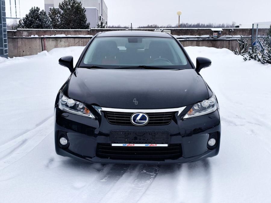 Violets Lexus CT 200h 2011 Šauļi, ar dzinēja tilpumu 1.80 L un nobraukumu 270 tūkst. km par 7950 €, foto 3 vietnē AUTOMOTO.COM.LV