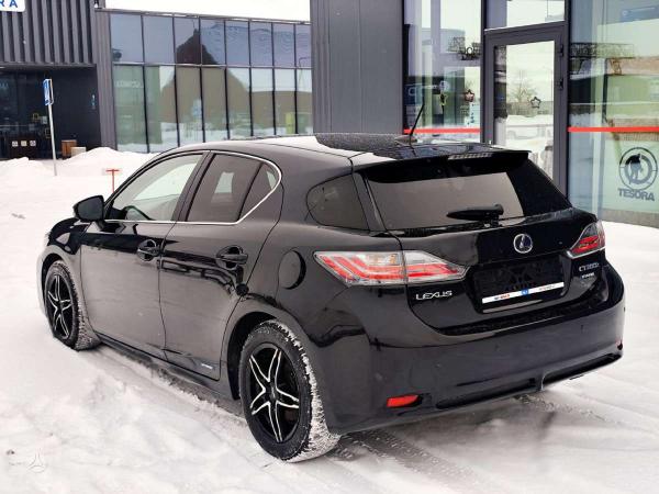 Violets Lexus CT 200h 2011 Šauļi, ar dzinēja tilpumu 1.80 L un nobraukumu 270 tūkst. km par 7450 €, foto 5 vietnē AUTOMOTO.COM.LV