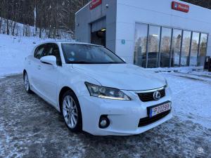 Balts Lexus CT 200h 2011 Alīta, ar dzinēja tilpumu 1.80 L un nobraukumu 262 tūkst. km par 7300 €, foto 2 vietnē AUTOMOTO.COM.LV