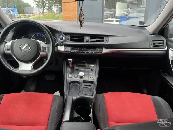 Balts Lexus CT 200h 2011 Kauņa, ar dzinēja tilpumu 1.80 L un nobraukumu 290 tūkst. km par 6299 €, foto 10 vietnē AUTOMOTO.COM.LV