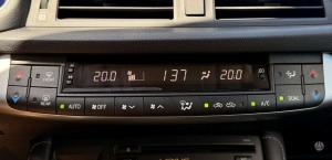 Balts Lexus CT 200h 2011 Panevēža, ar dzinēja tilpumu 1.80 L un nobraukumu 93 tūkst. km par 8500 €, foto 28 vietnē AUTOMOTO.COM.LV