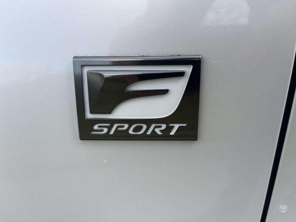 Белый Лексус CT 200h 2012 в Вильнюс, объемом двигателя 1.80 л и пробегом 250 тыс. км за 9449 €, фото 11 на AUTOMOTO.COM.LV