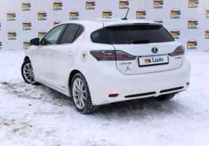 Balts Lexus CT 200h 2012 Viļņa, ar dzinēja tilpumu 1.80 L un nobraukumu 214 tūkst. km par 9290 €, foto 4 vietnē AUTOMOTO.COM.LV