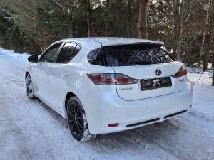Balts Lexus CT 200h 2013 Kauņa, ar dzinēja tilpumu 1.80 L un nobraukumu 256 tūkst. km par 8250 €, foto 2 vietnē AUTOMOTO.COM.LV